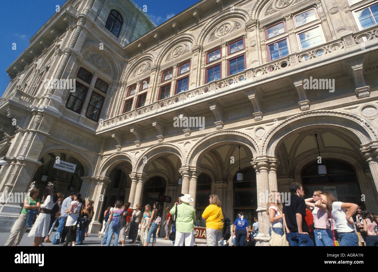 Young people in front of the State Opera in Vienna Austria Stock Photo ...