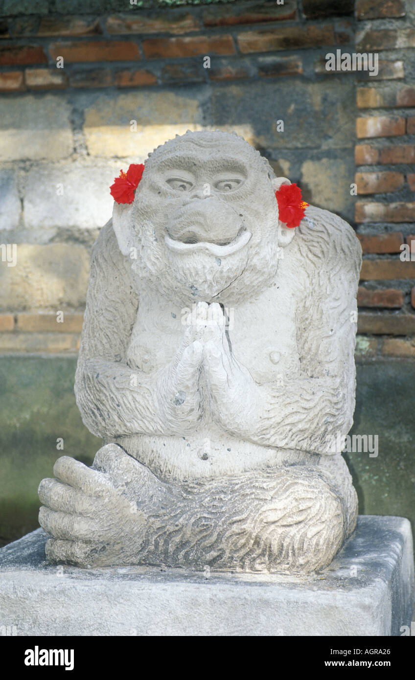 Bali Stone Monkey Statue Indonesia Stock Photo - Alamy