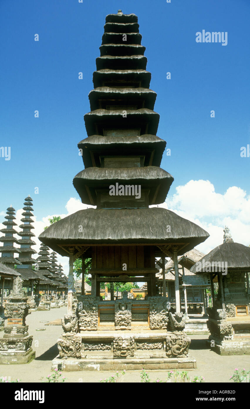 Bali Balinese Shrine Pura Taman Ayun Mengwi Indonesia Stock Photo - Alamy