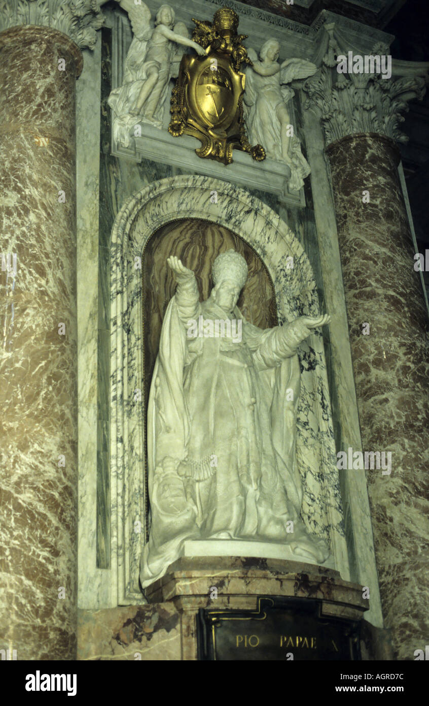 Italy Rome Vatican A Pope Statue Inside Saint Peter S Cathedral Stock ...