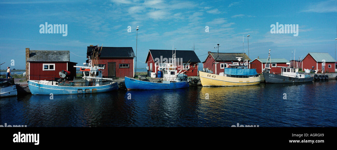 Fishing harbour hi-res stock photography and images - Alamy