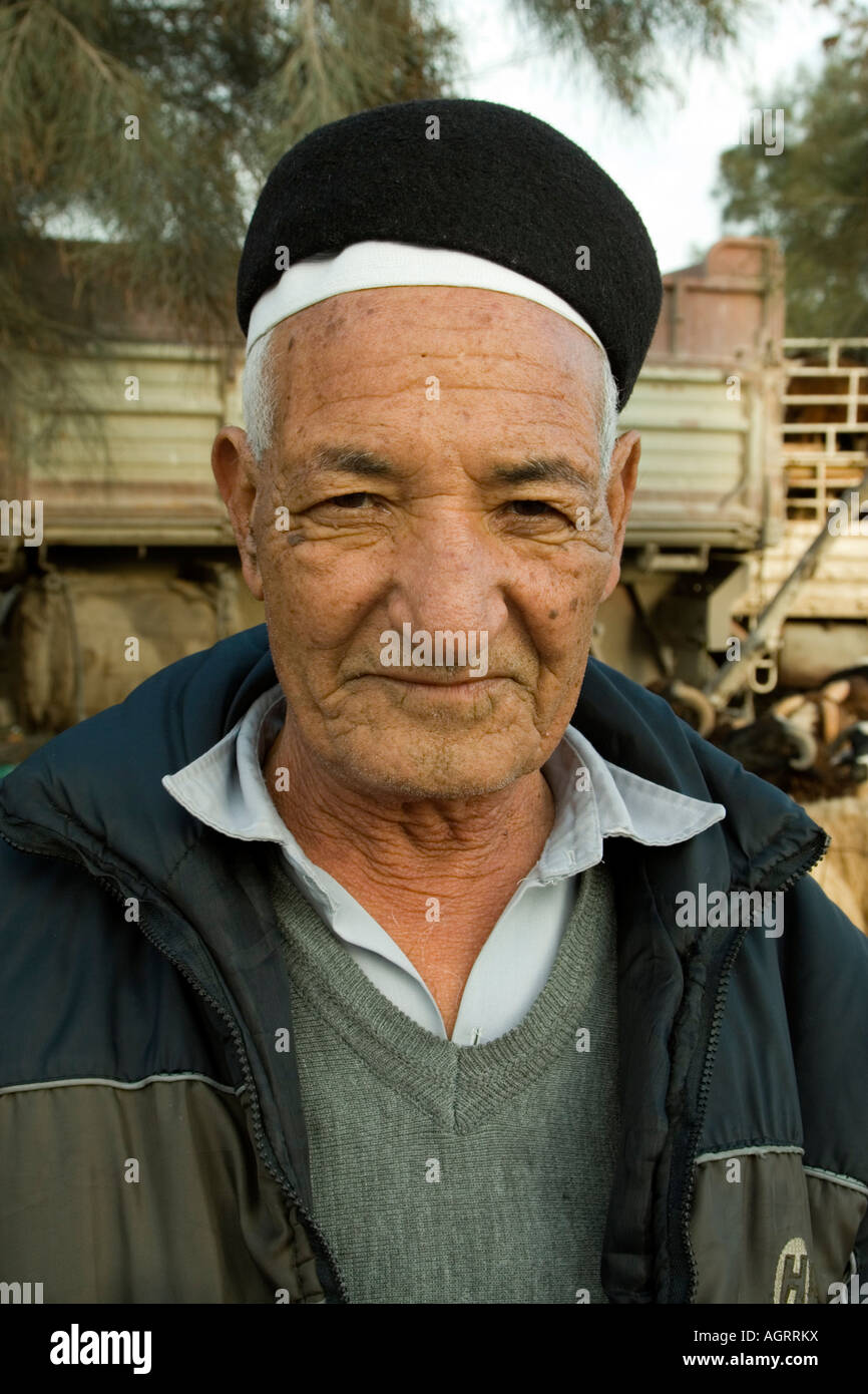 Sacrificed sheep hi-res stock photography and images - Alamy