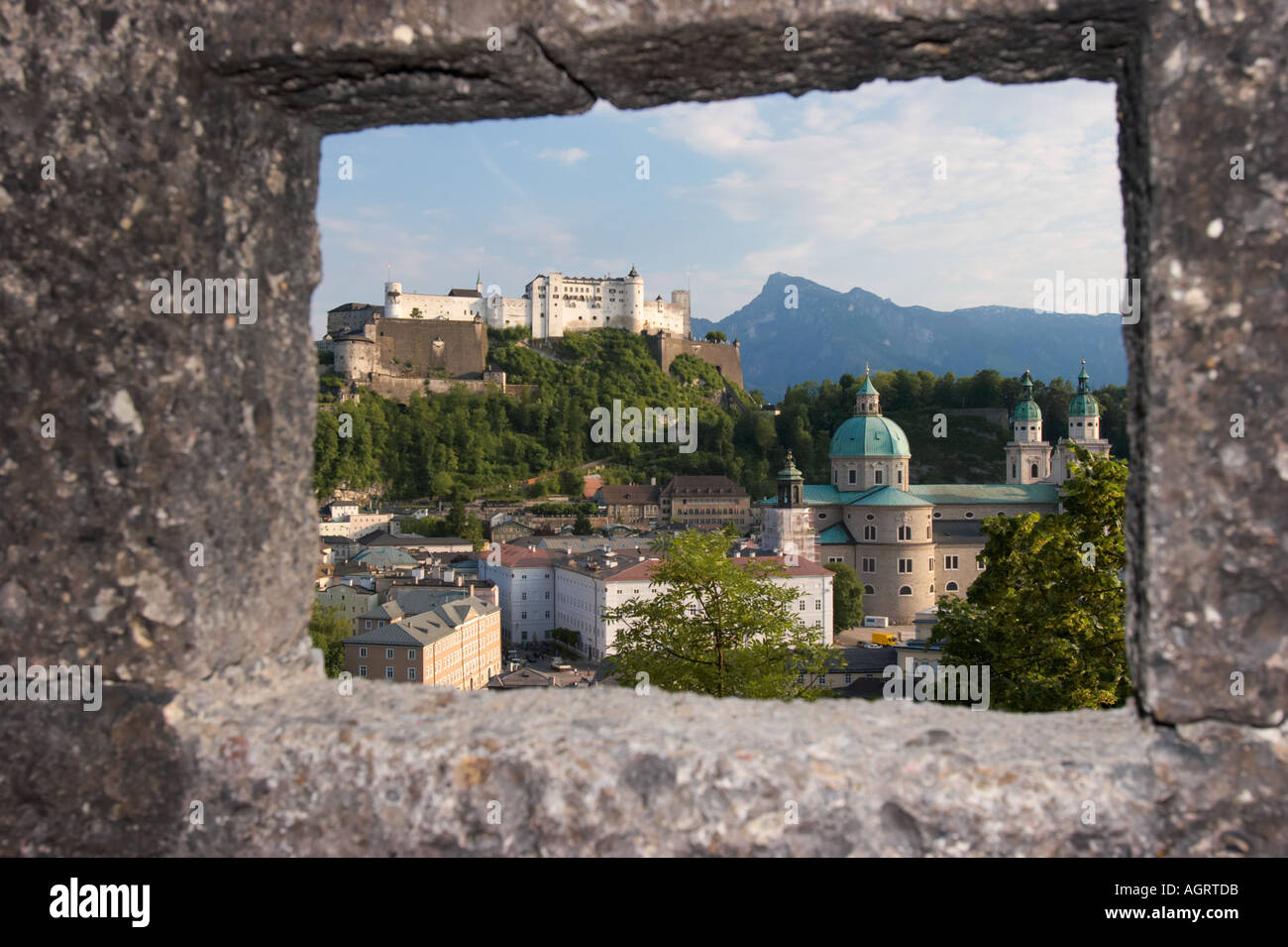 Gun embrasure hi-res stock photography and images - Alamy