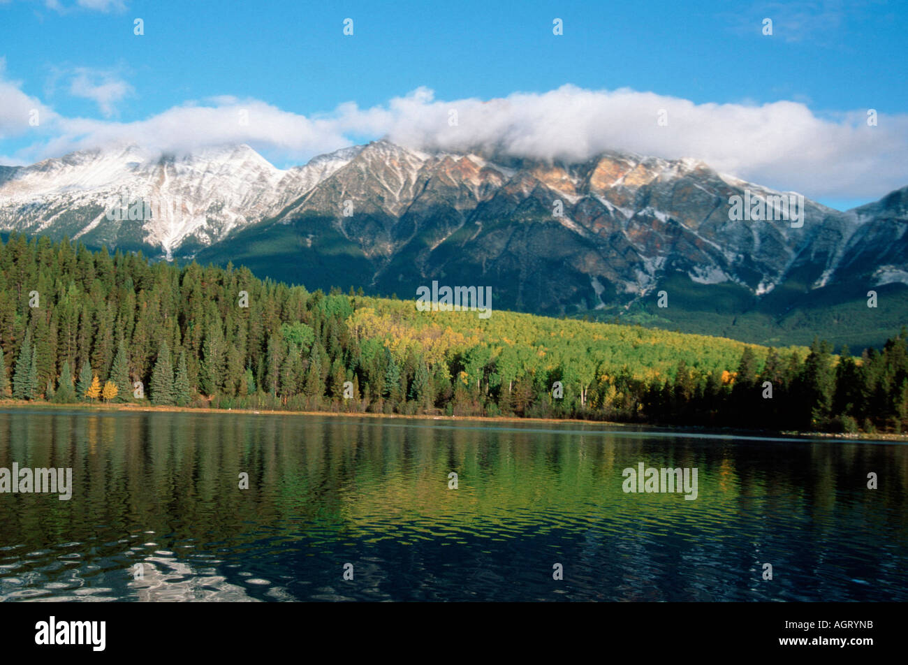 Pyramid Lake / Pyramid Mountain Stock Photo - Alamy