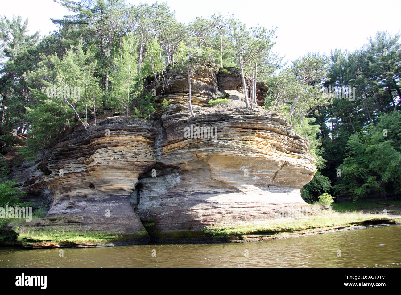 Wisconsin river Rock Formations Stock Photo - Alamy