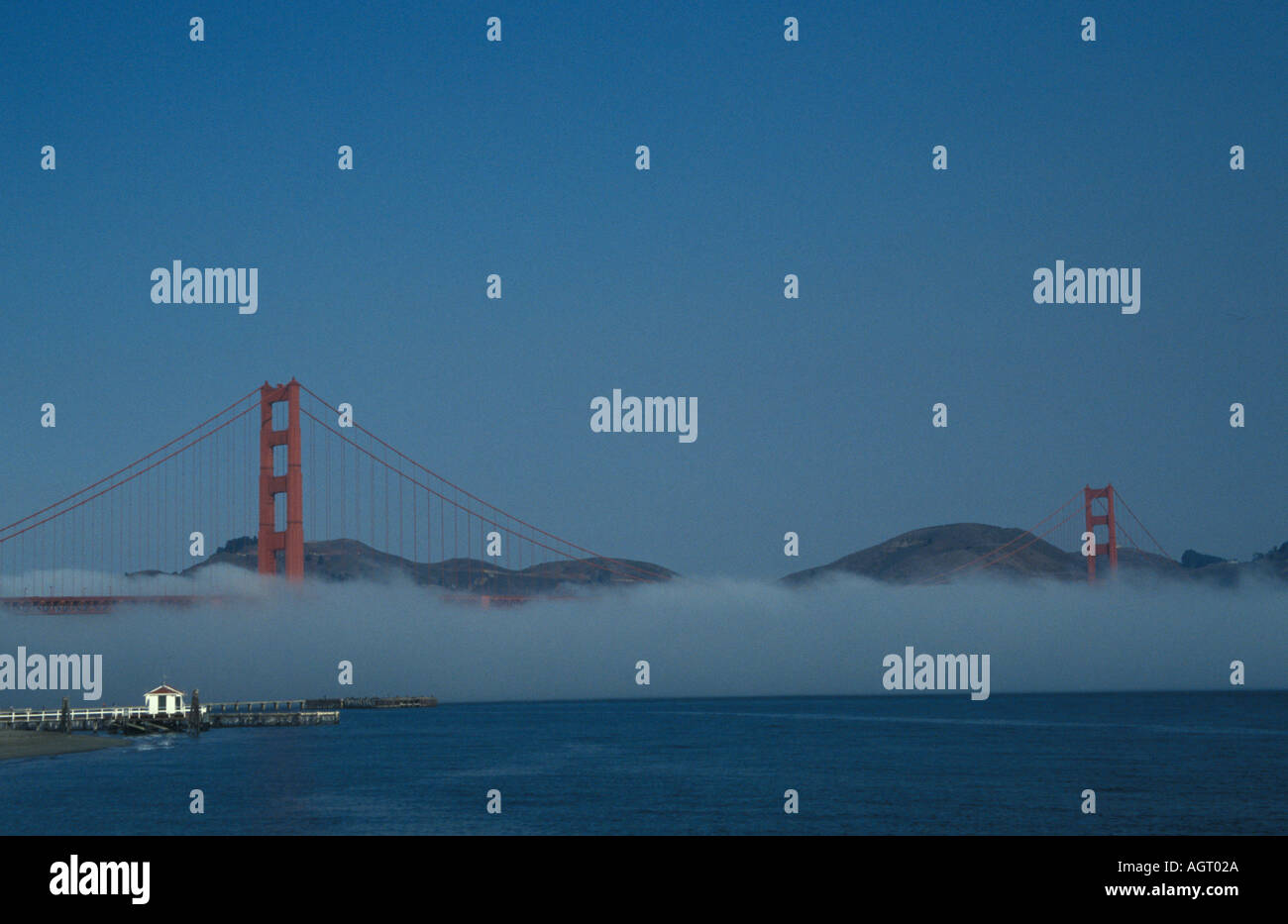 Golden Gate Bridge in the Fog San Francisco Stock Photo - Alamy