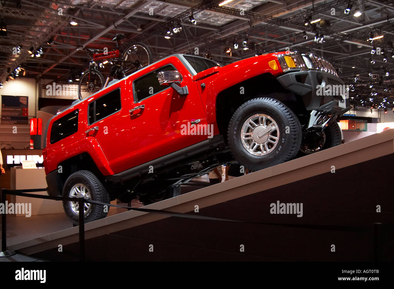 Hummer h1 hi-res stock photography and images - Alamy