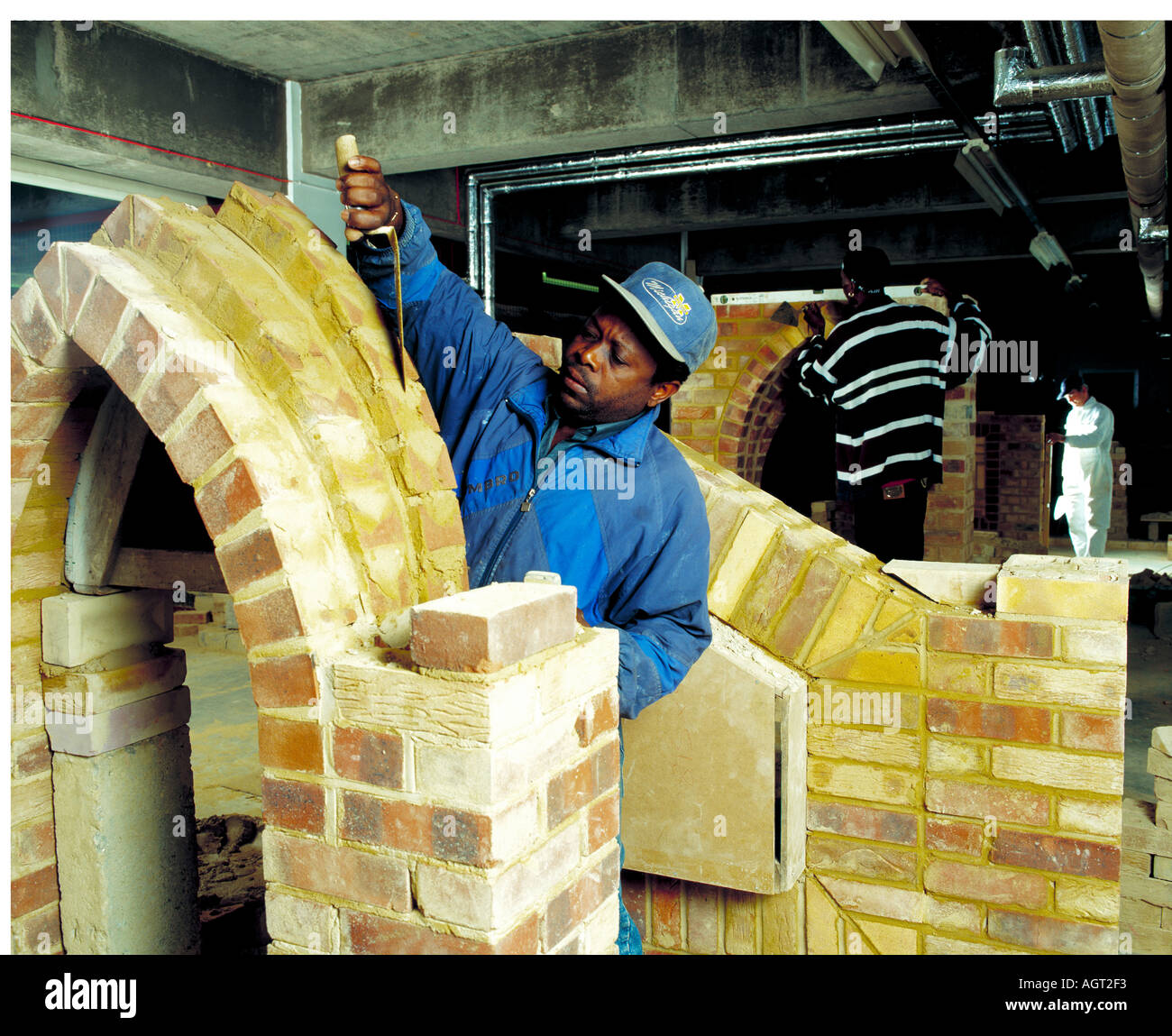 Beginner bricklayer hi-res stock photography and images - Alamy