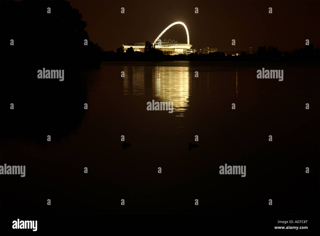 Wembley stadium view night hi-res stock photography and images - Alamy
