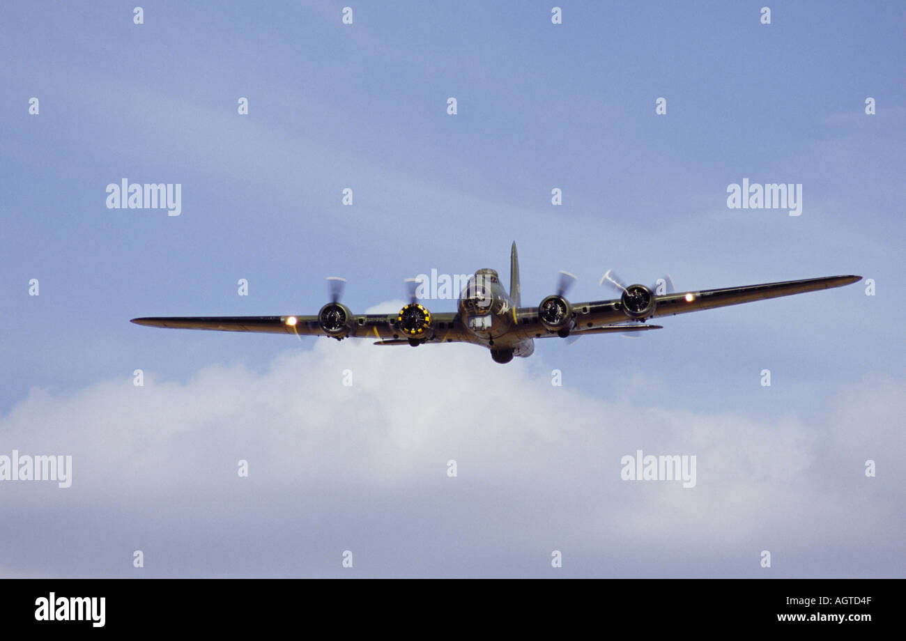 Boeing B17g Flying Fortress Stock Photo - Alamy
