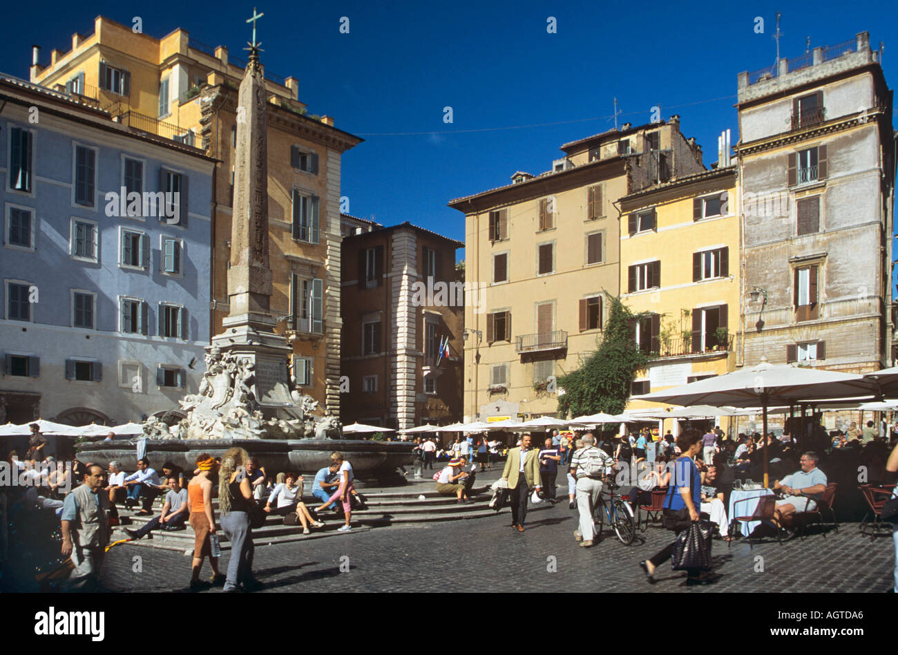 Piazza Della Rotonda Rome Italy Stock Photo - Alamy