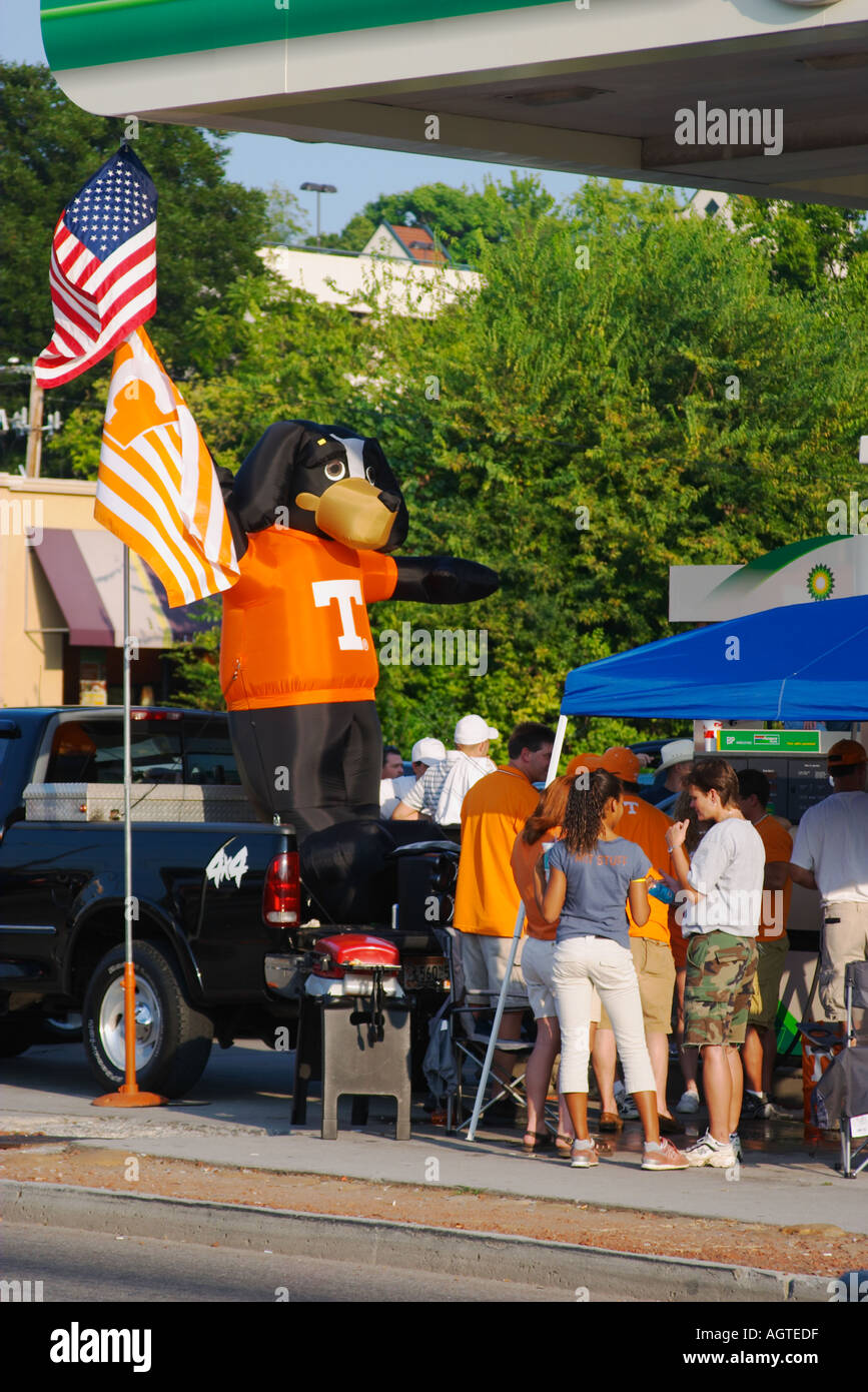 Tailgate party usa hi-res stock photography and images - Alamy