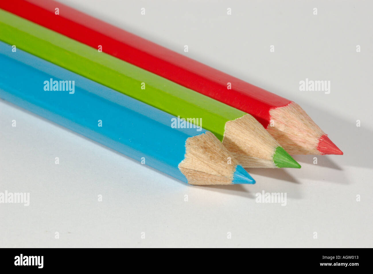 Three sharp coloured pencils hi-res stock photography and images - Alamy