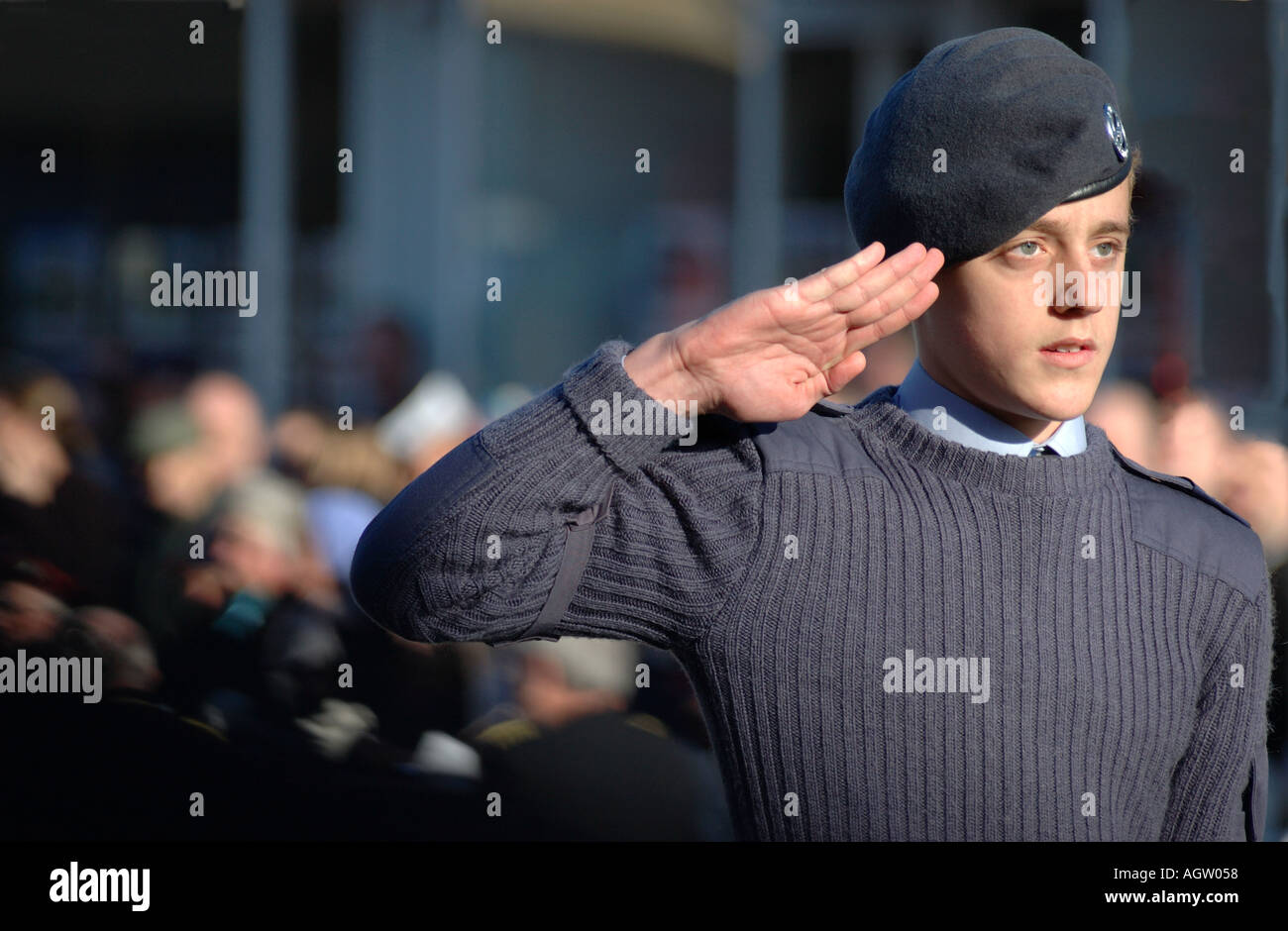 British army salute young hi-res stock photography and images - Alamy