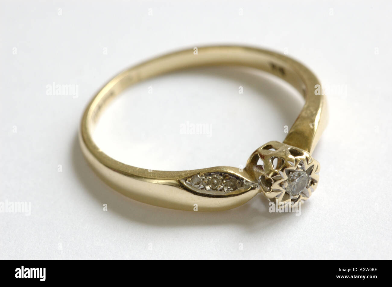 Gold the ring hi-res stock photography and images - Alamy