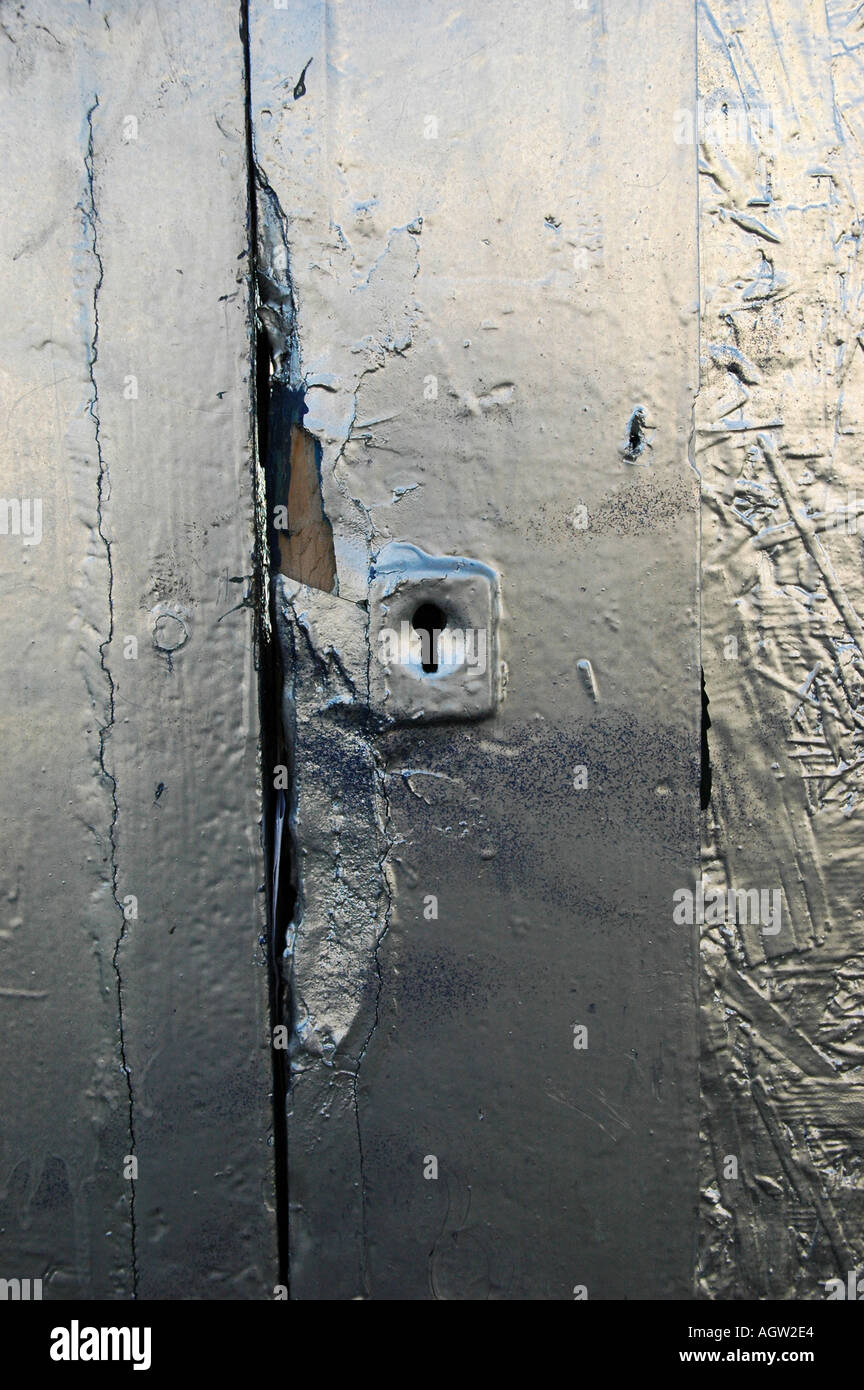 Silver sprayed key hole Stock Photo - Alamy