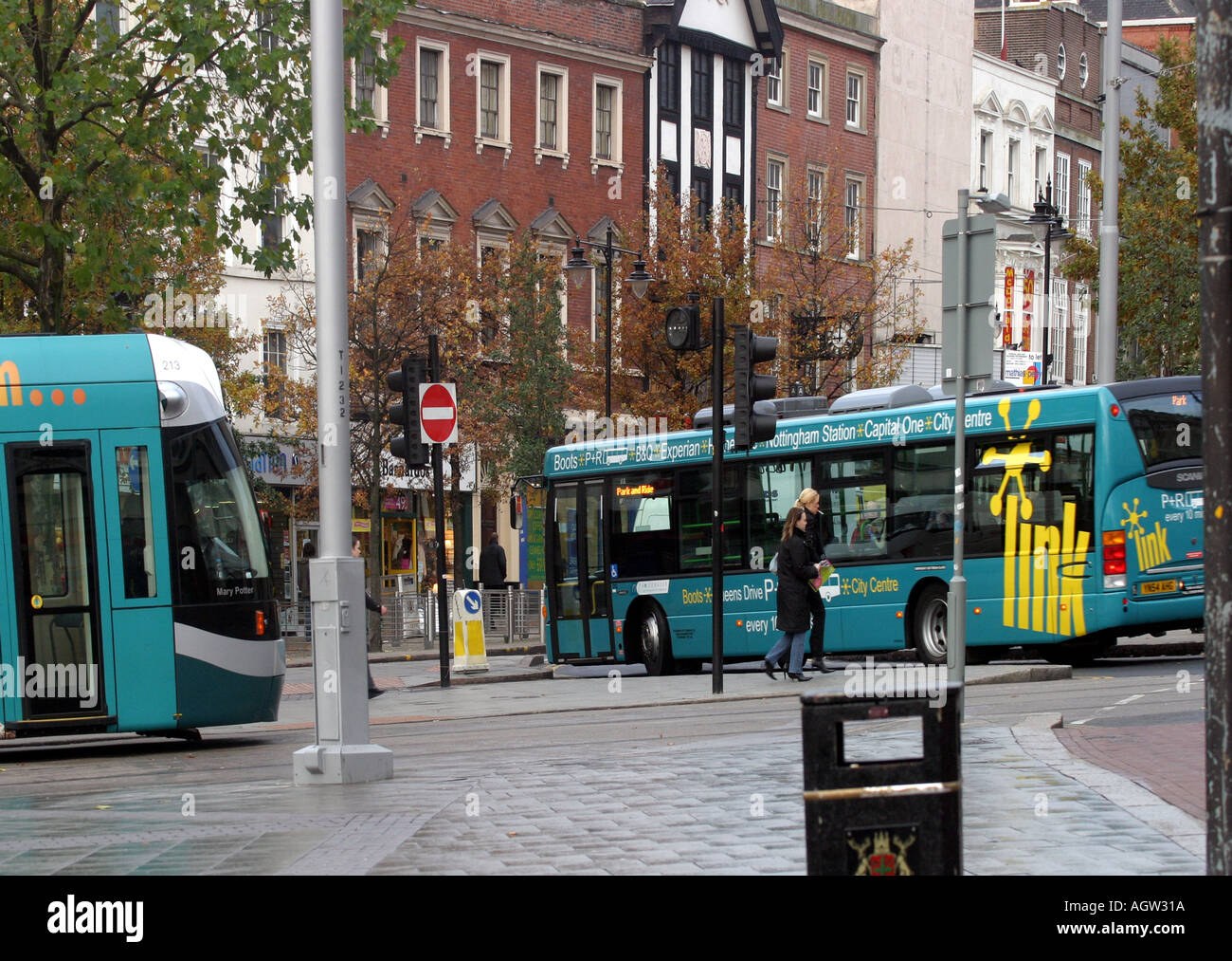 Nottingham City East Midlands Nottingham Link bus Boots City Centre ...