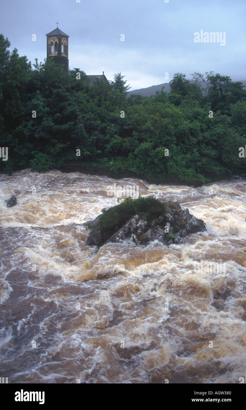 Blackwater bridge kerry hi-res stock photography and images - Alamy