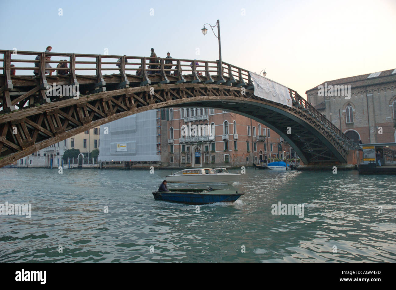 Accademia footbridge hi-res stock photography and images - Alamy