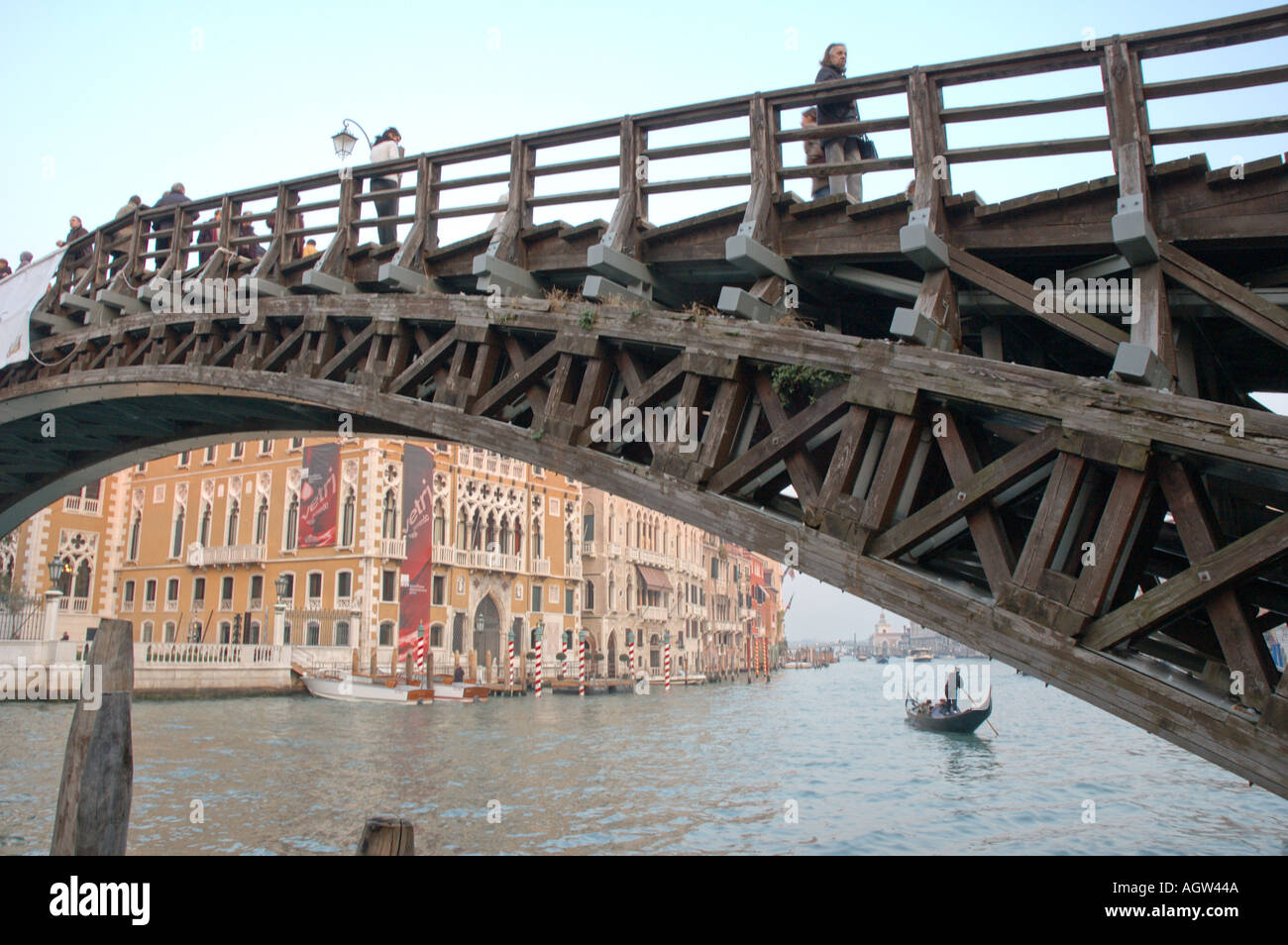 Accademia Bridge in Venice, Italy Stock Photo - Alamy