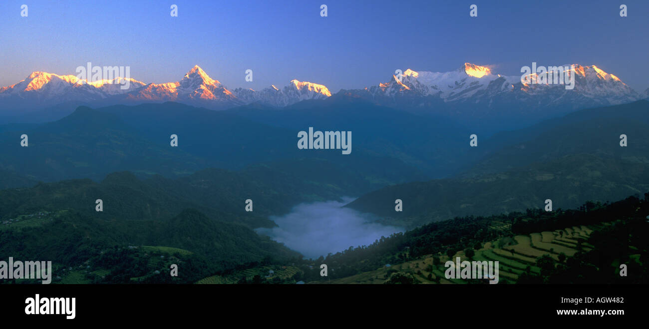 Himalaya Panoramic view of Annapurna Range Fishtail Machhapuchhare ...