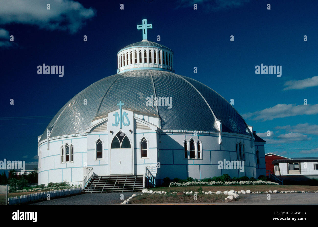 Inuit church hi-res stock photography and images - Alamy