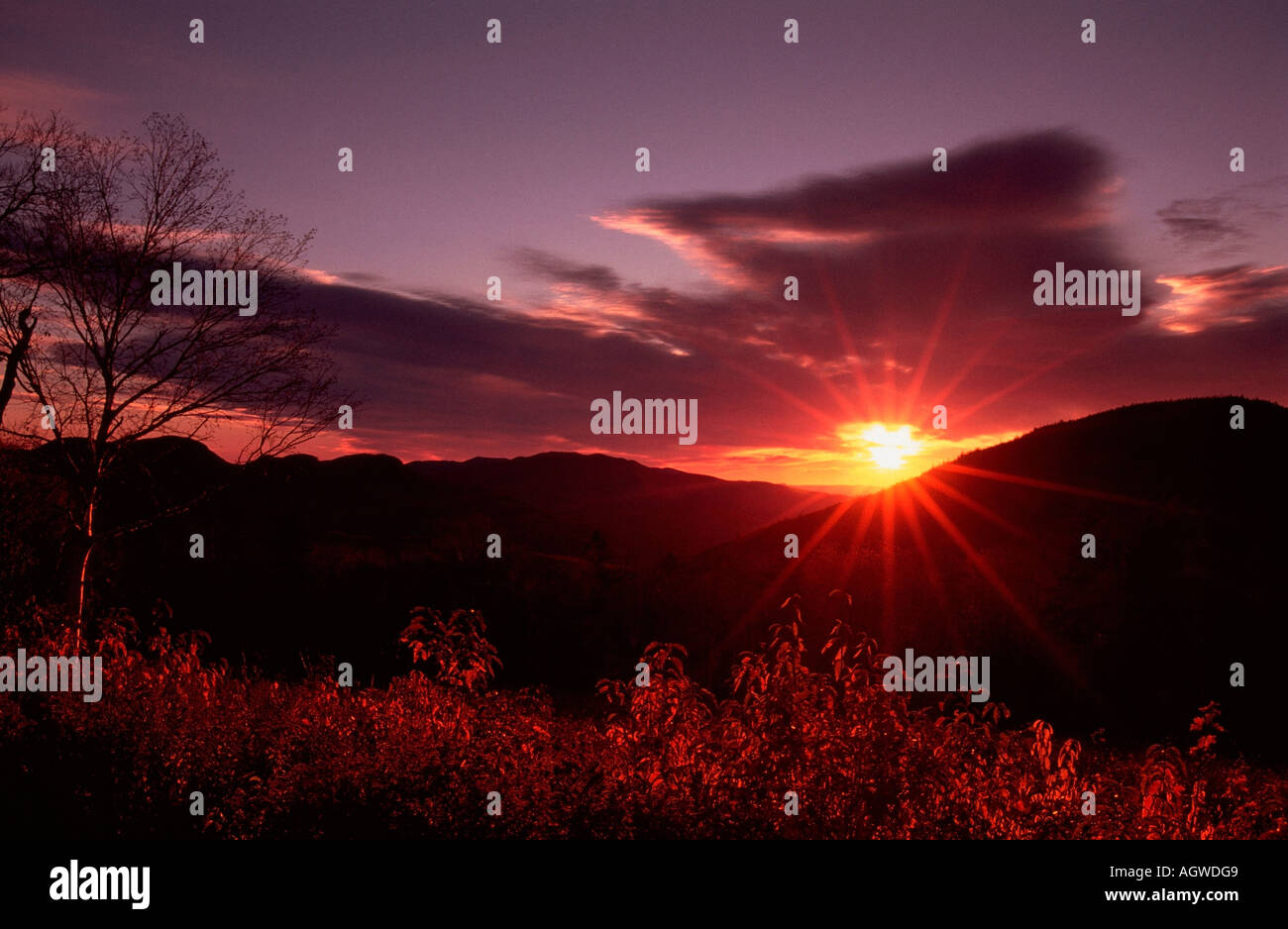 White mountains new hampshire sunrise hi-res stock photography and ...