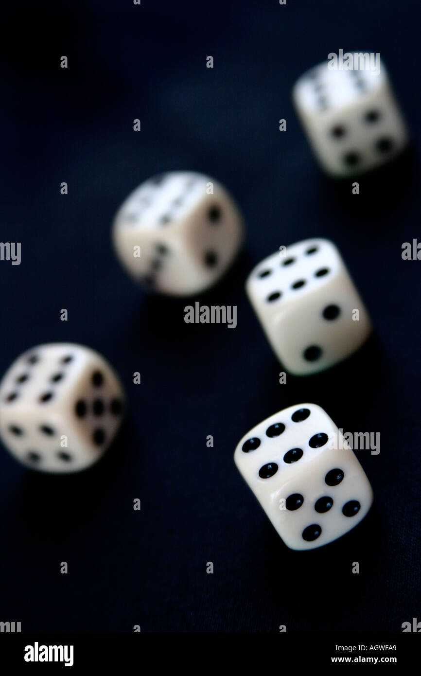 Six dots dice hi-res stock photography and images - Alamy