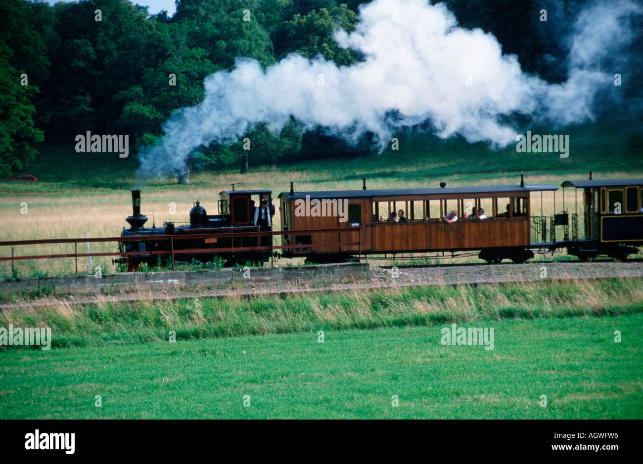 The steam train hi-res stock photography and images - Alamy
