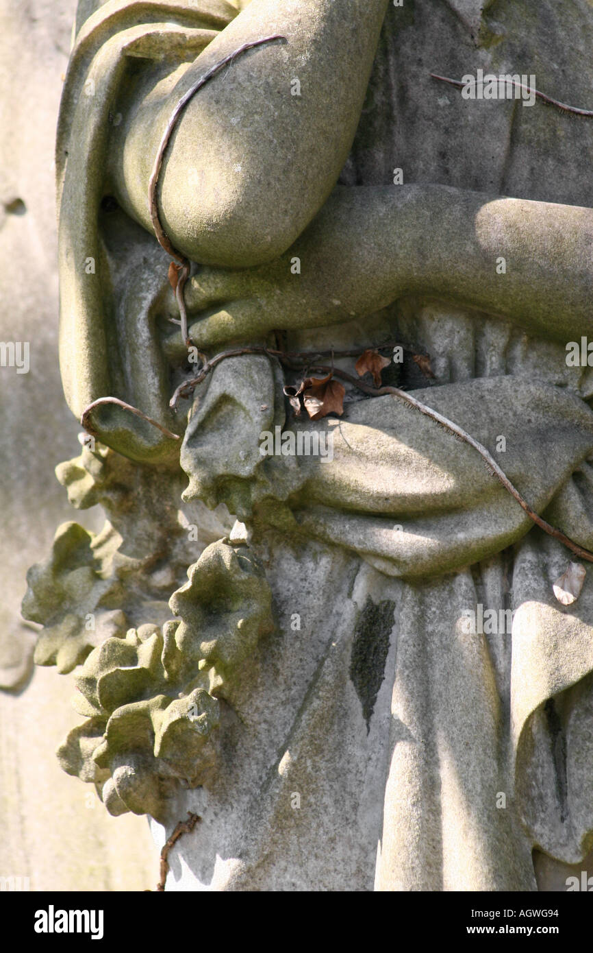 Angel figurehead hi-res stock photography and images - Alamy