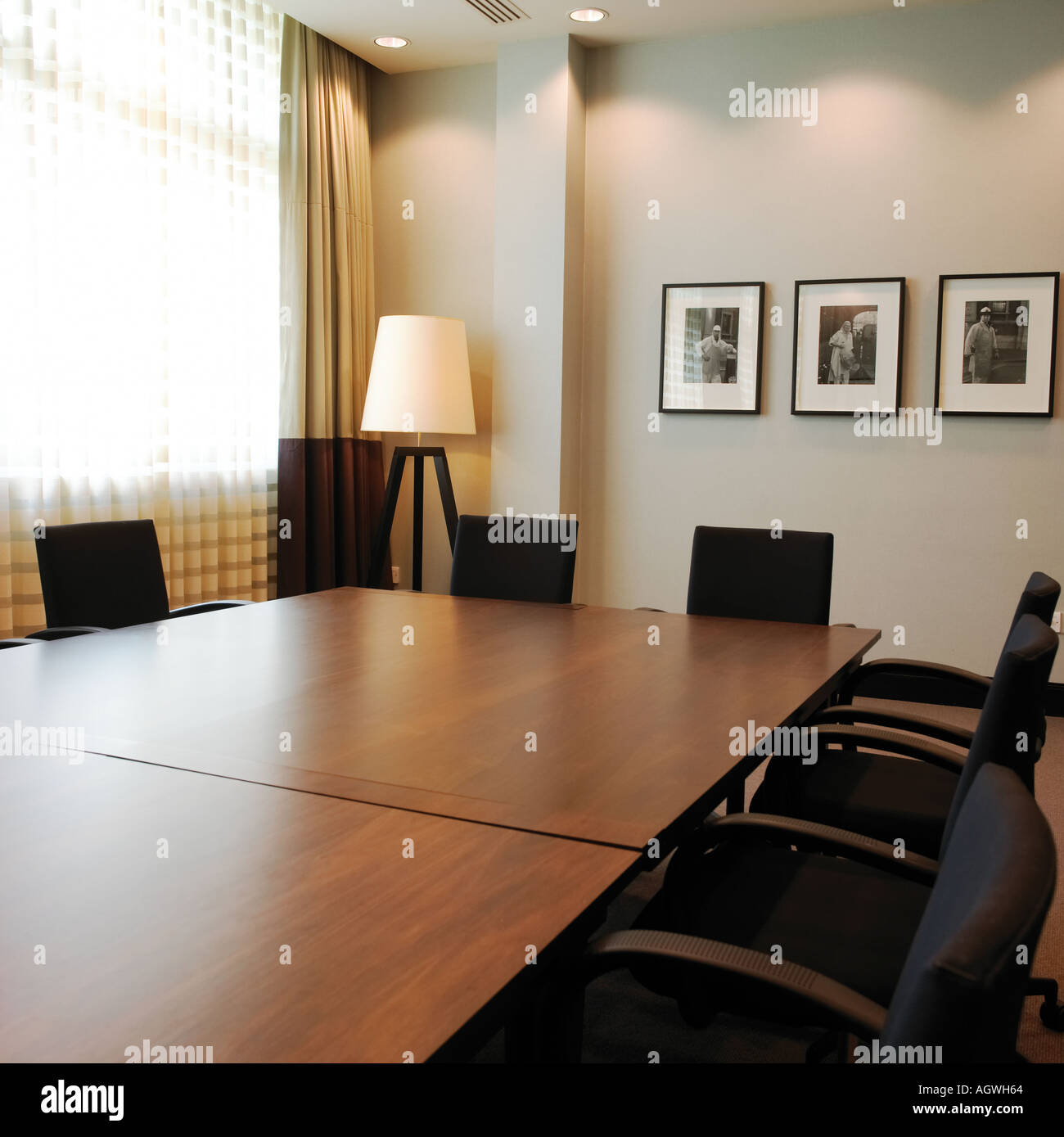 Stylish hotel meeting room Stock Photo - Alamy