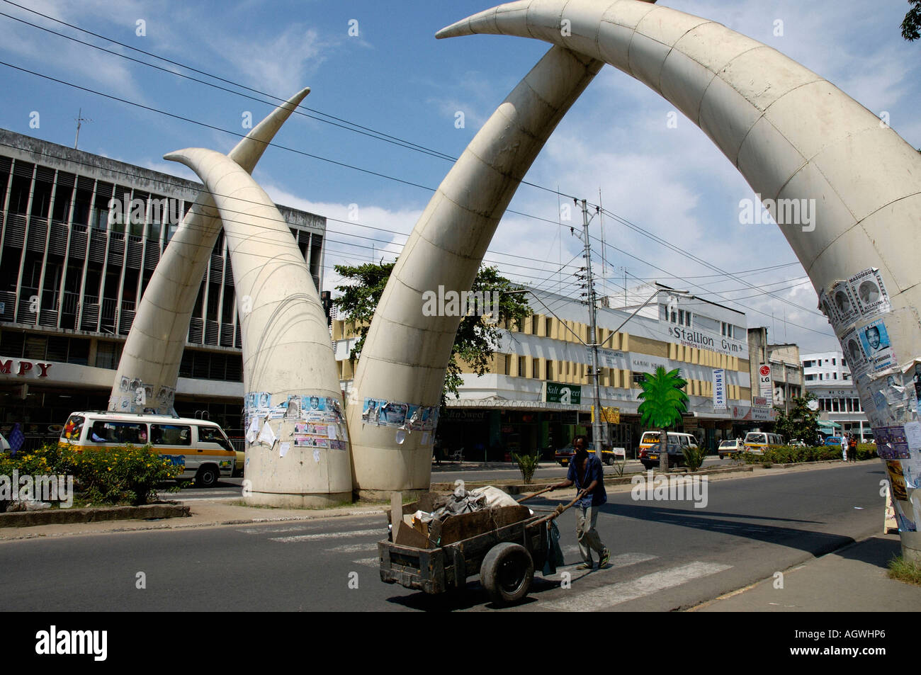 Tusks mombasa kenya hi-res stock photography and images - Alamy