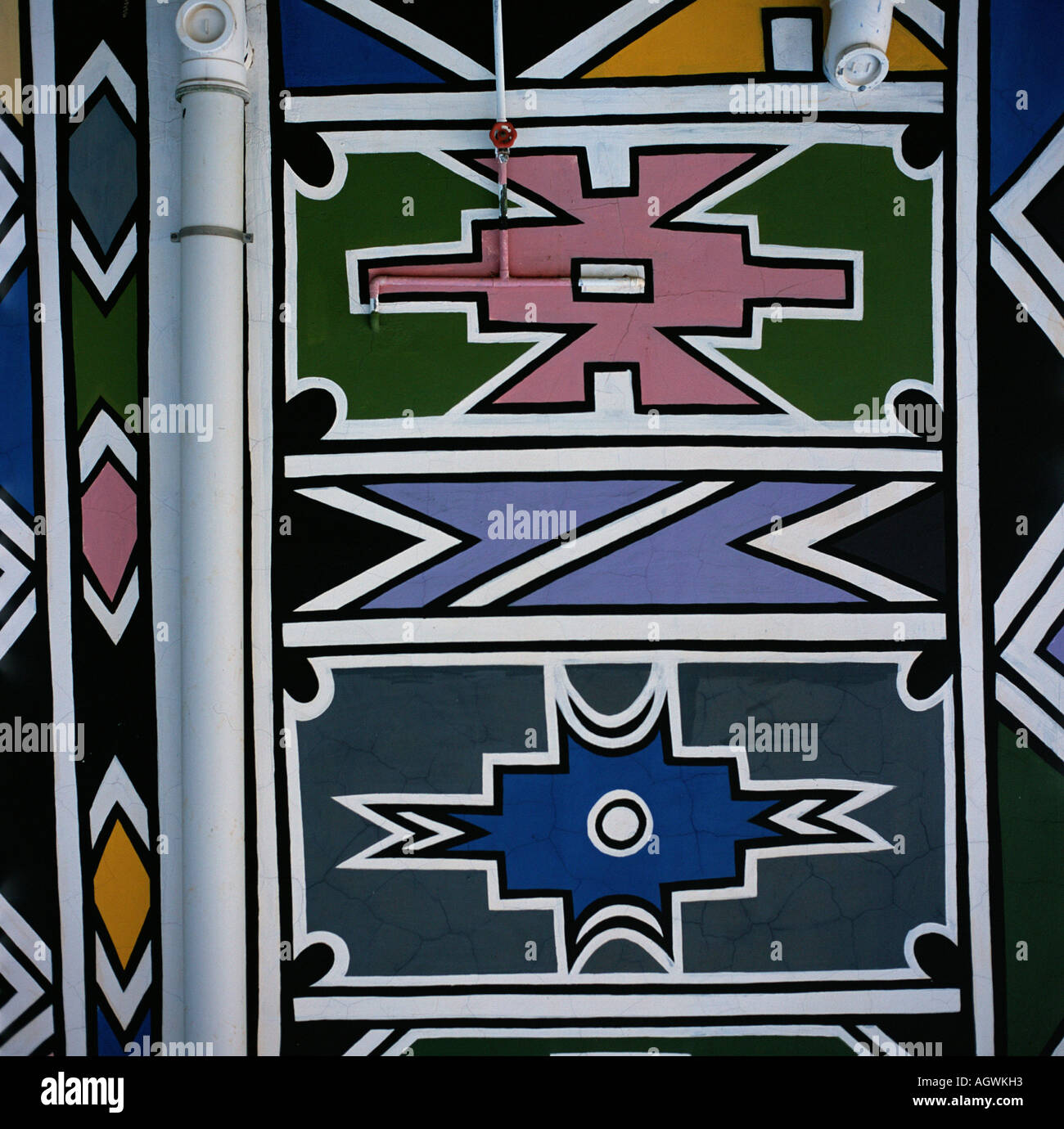 Ndebele art hi-res stock photography and images - Alamy