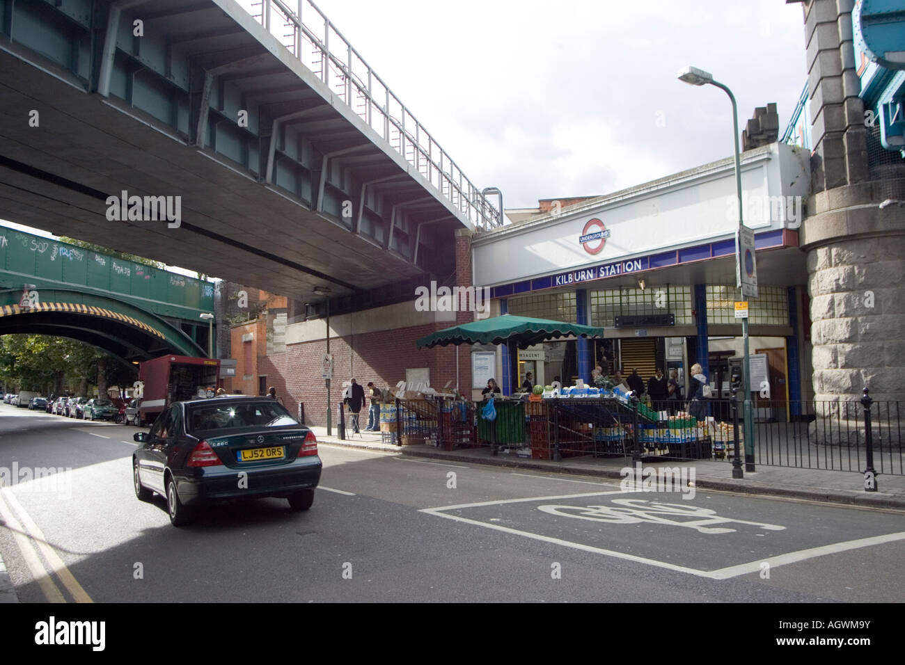 Kilburn Underground Station Stock Photo - Alamy