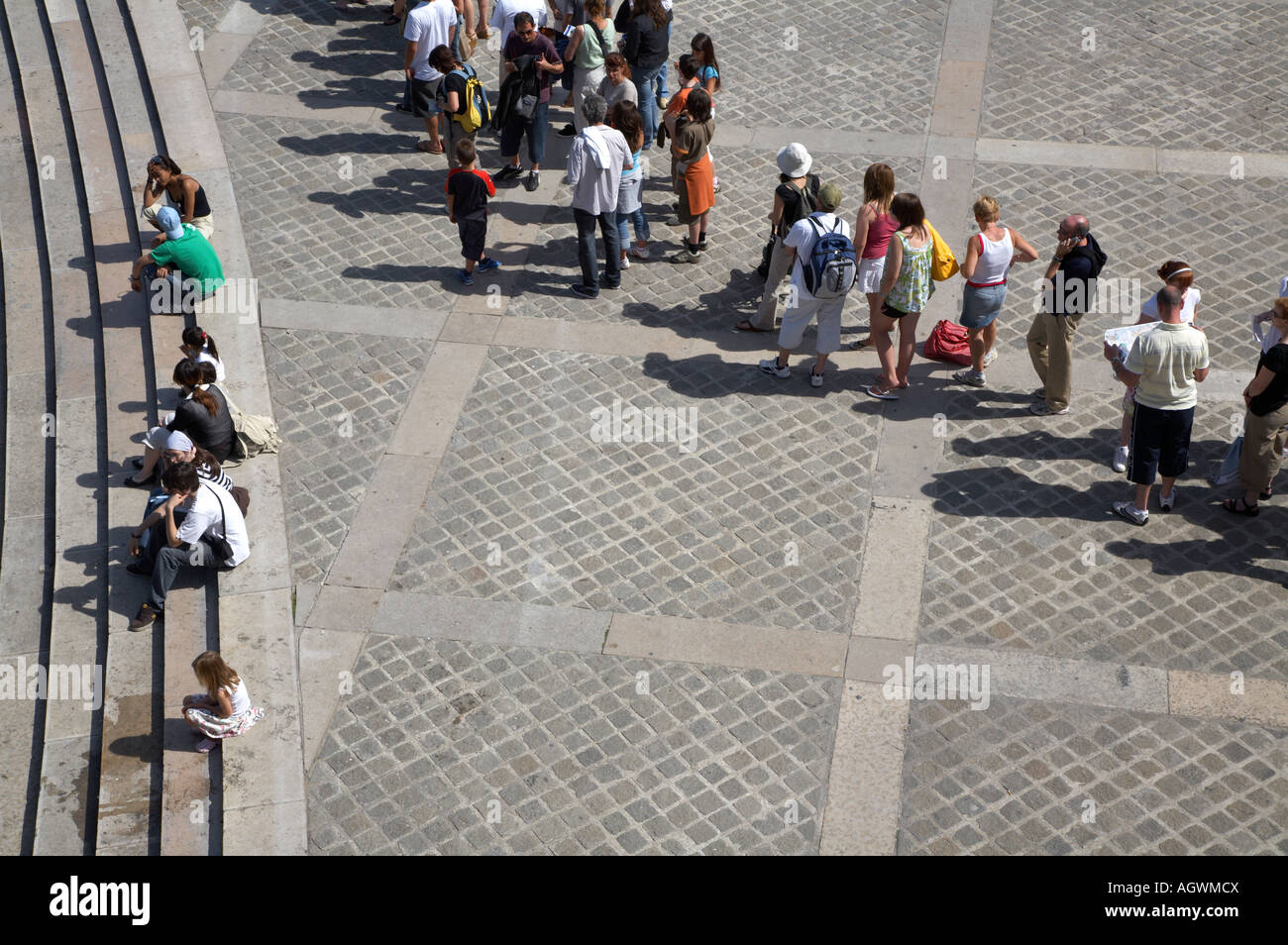 Queue of people Stock Photo - Alamy