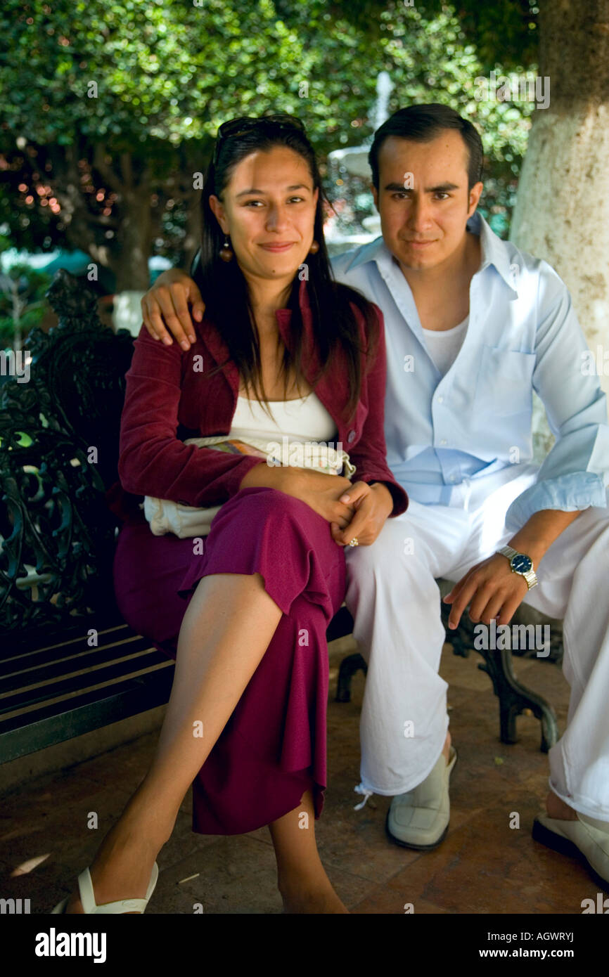 Hispanic man (about 32 years old) and woman (about 31 years old ...