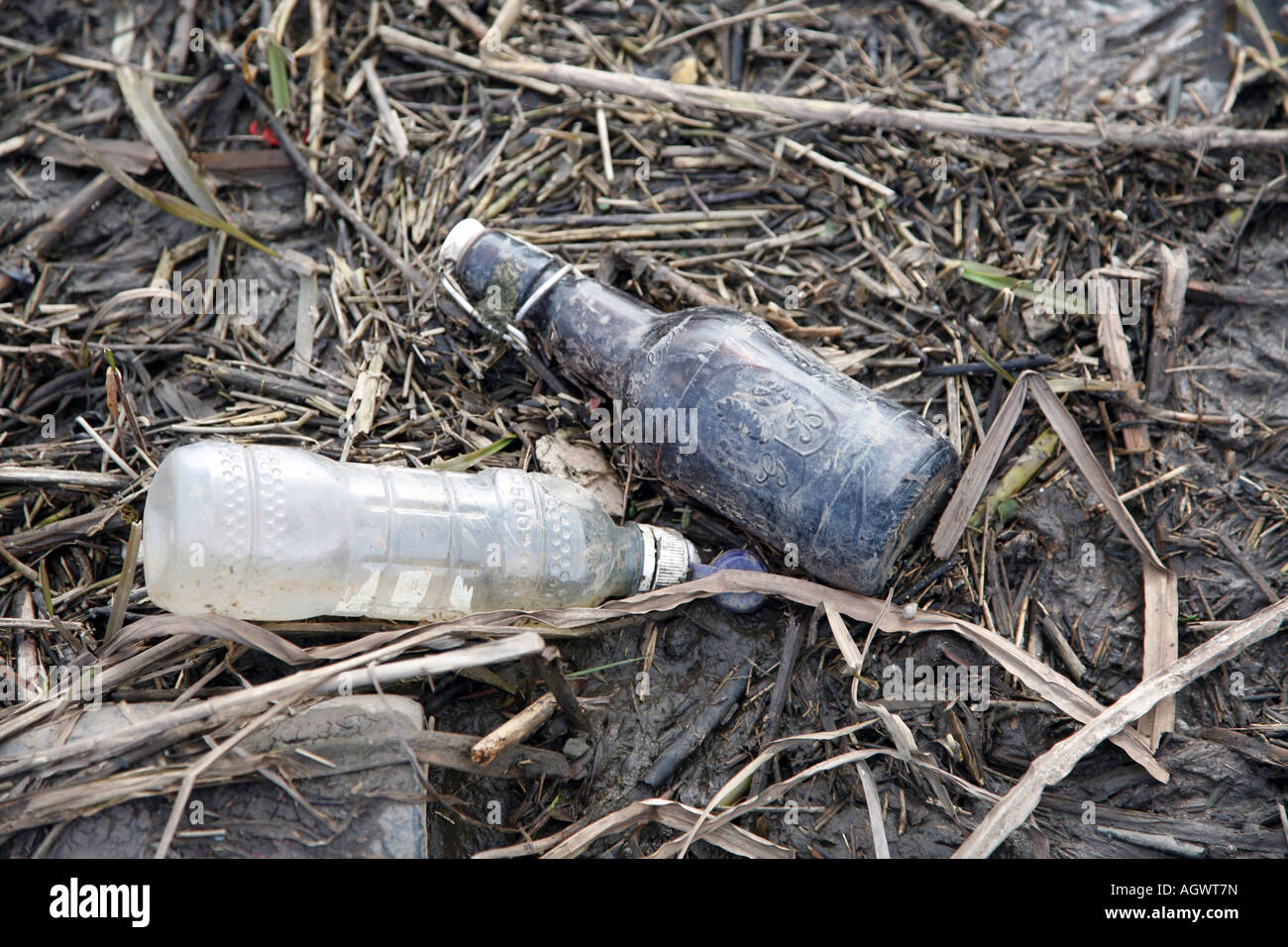 Plastic garbage on the riverbank hi-res stock photography and images ...