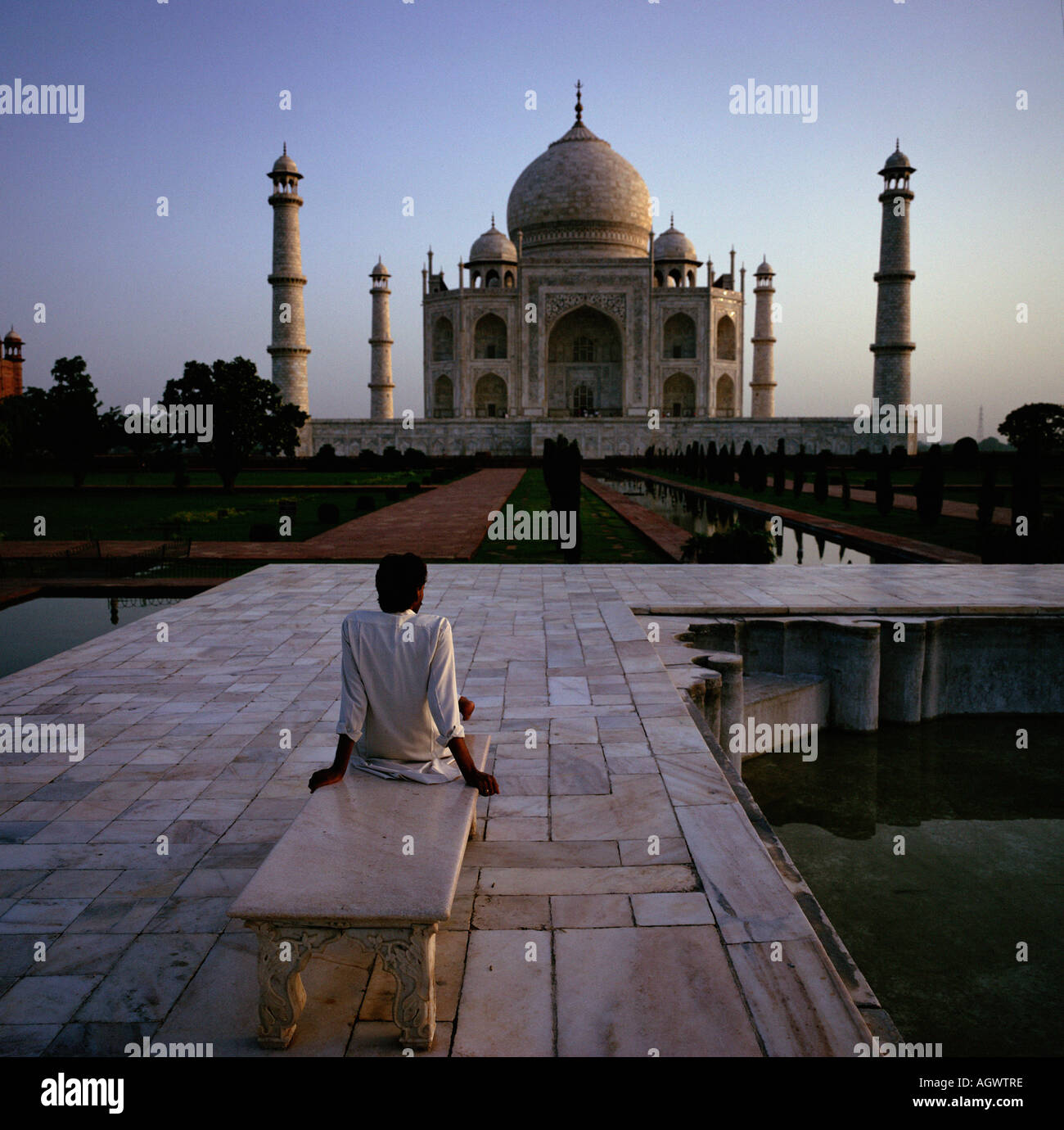 Taj mahal indien hi-res stock photography and images - Alamy