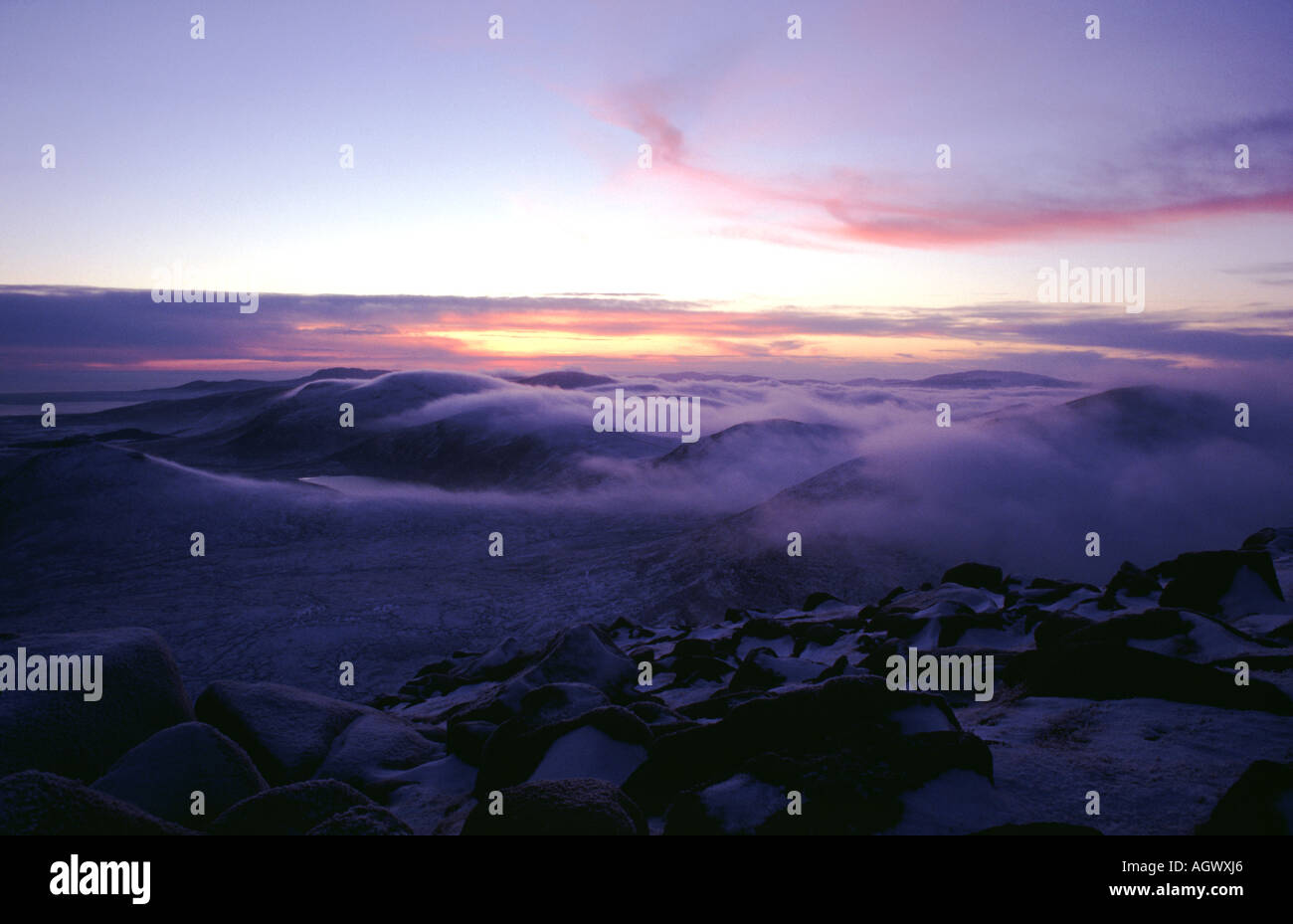 Slieve bearnagh mournes hi-res stock photography and images - Alamy