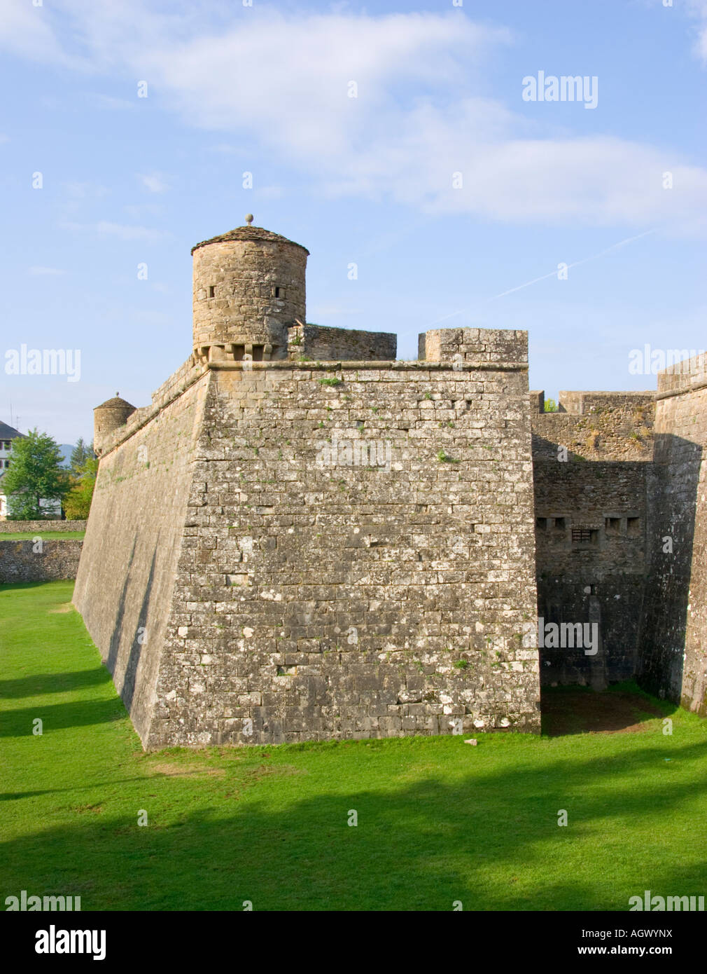 outer walls and moat, Jaca citadel, Aragon, Spain Stock Photo - Alamy