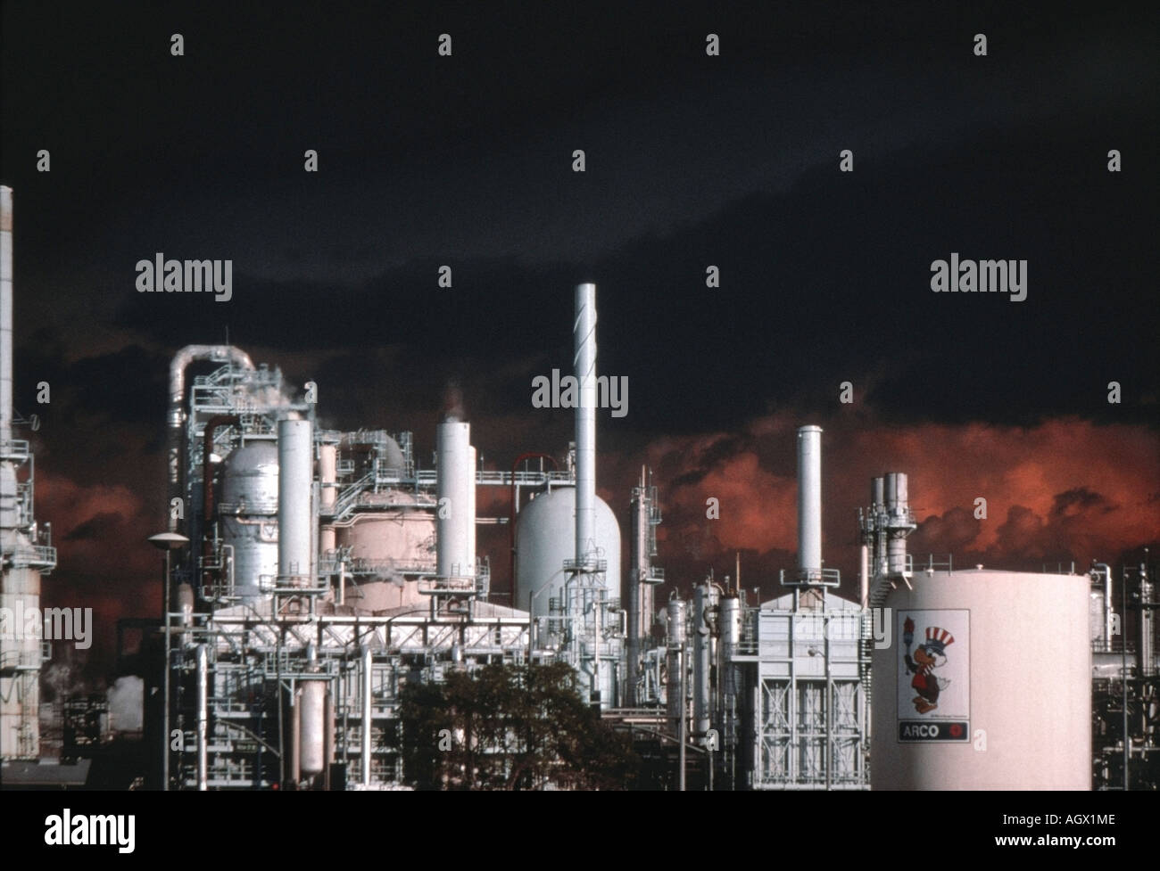 Arco refinery hi-res stock photography and images - Alamy