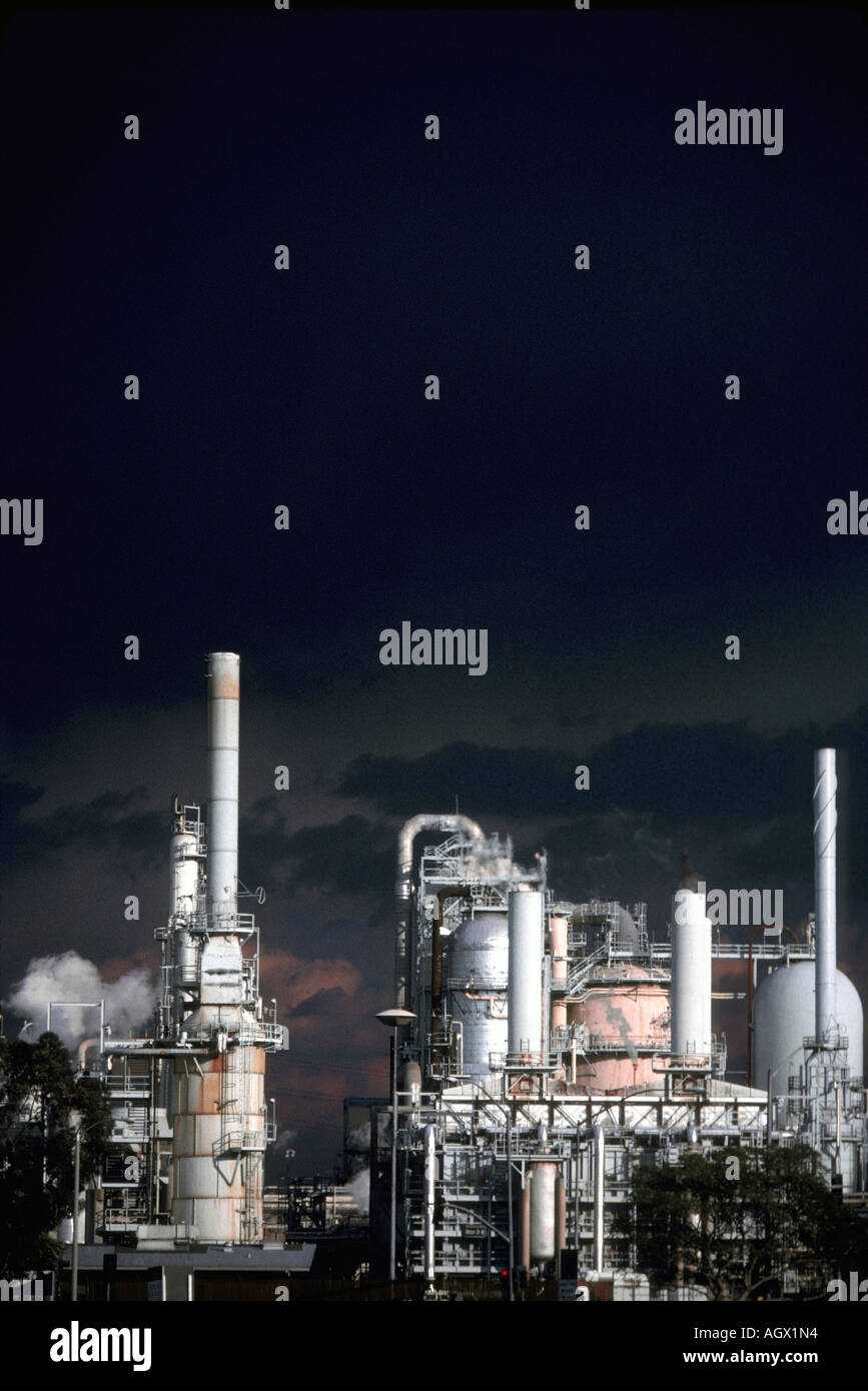 Arco refinery hi-res stock photography and images - Alamy