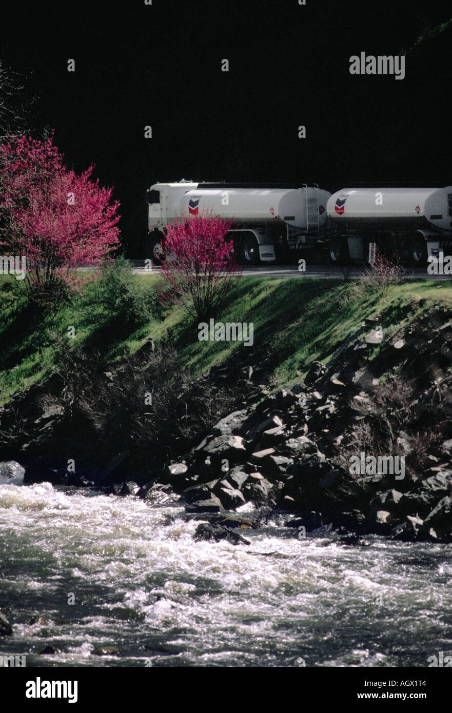 Chevron tanker truck hi-res stock photography and images - Alamy