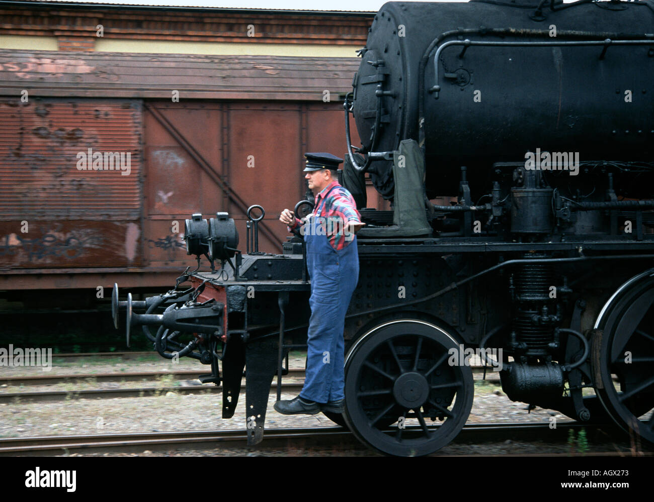 Shunting engine steam locomotive hi-res stock photography and images ...