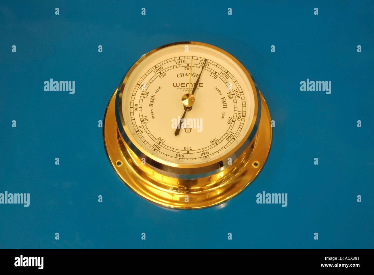 Barometer barometer hi-res stock photography and images - Alamy