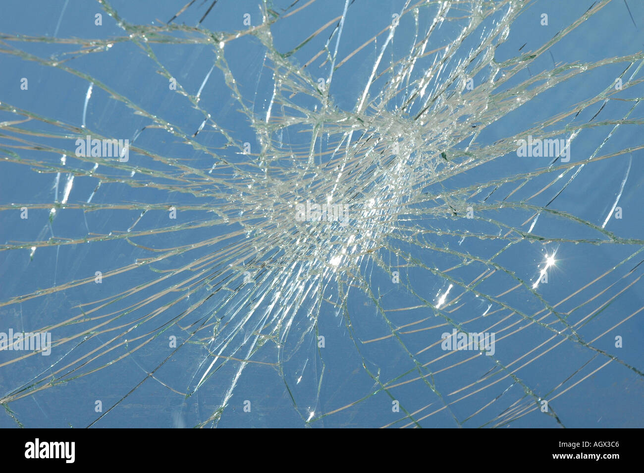 Breakage hi-res stock photography and images - Alamy