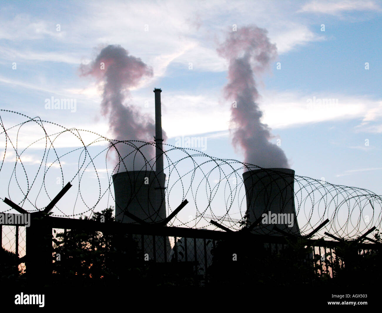 nuclear power station Stock Photo - Alamy