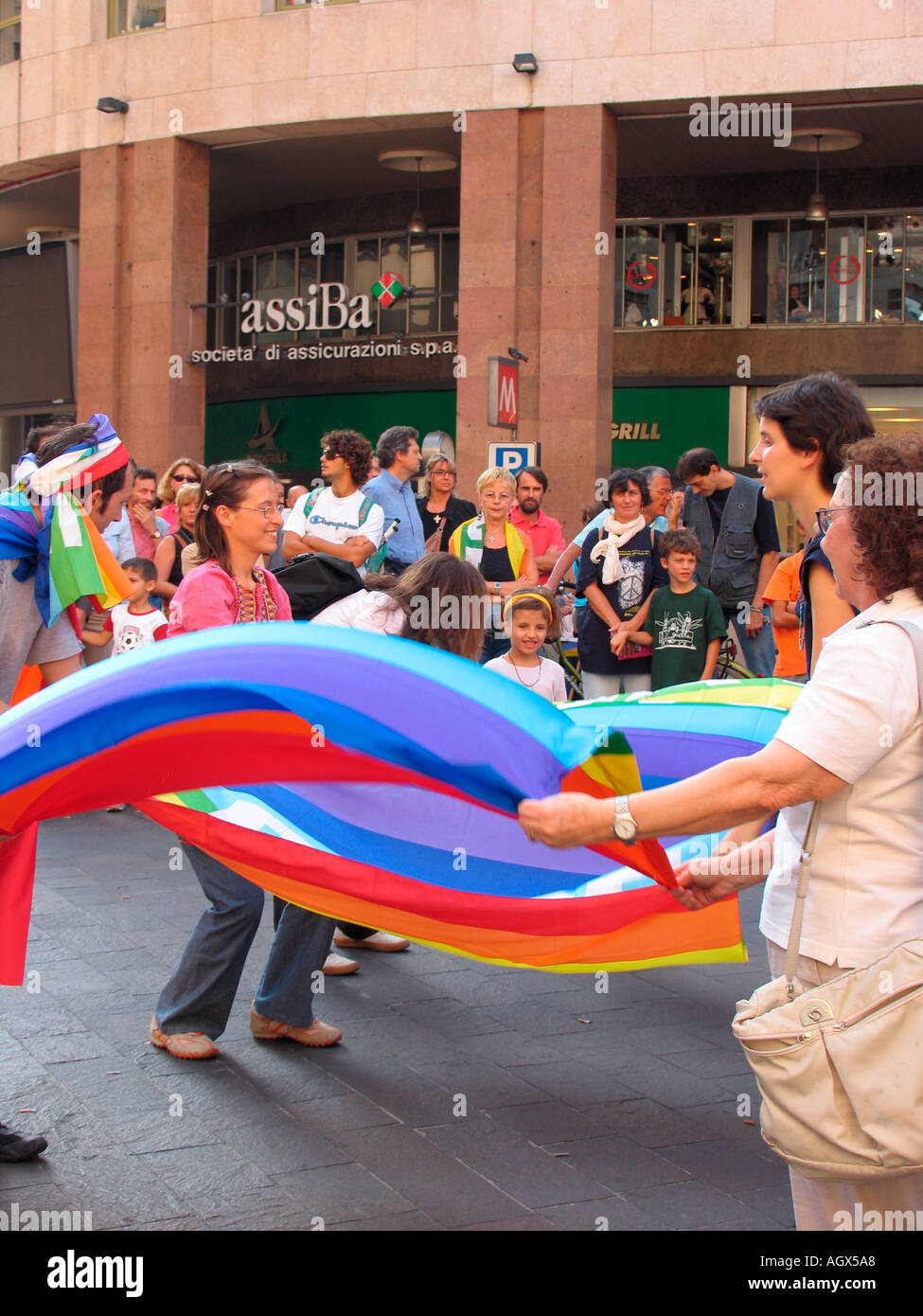 Rally crowd italy hi-res stock photography and images - Alamy