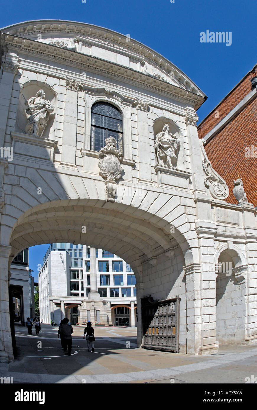 Temple Bar Paternoster Square London Stock Photo - Alamy