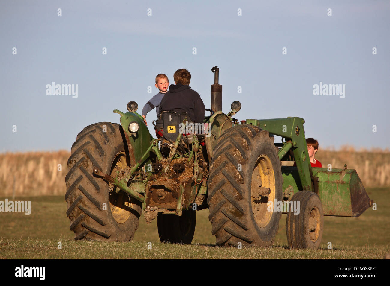 Tractor father children High Resolution Stock Photography and Images ...